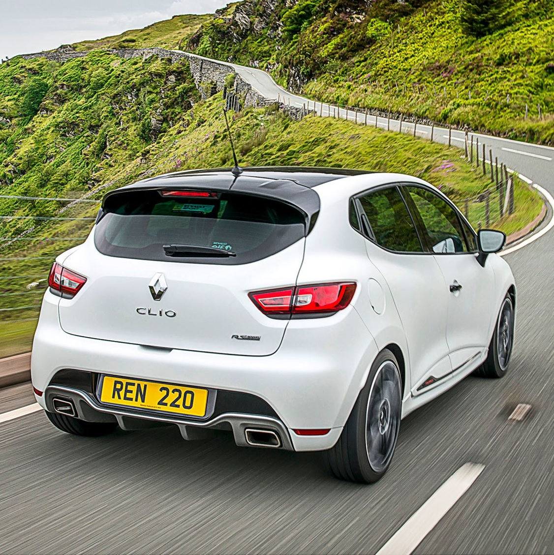 Clio MK4 RS 200T/220T — PowerBrakes